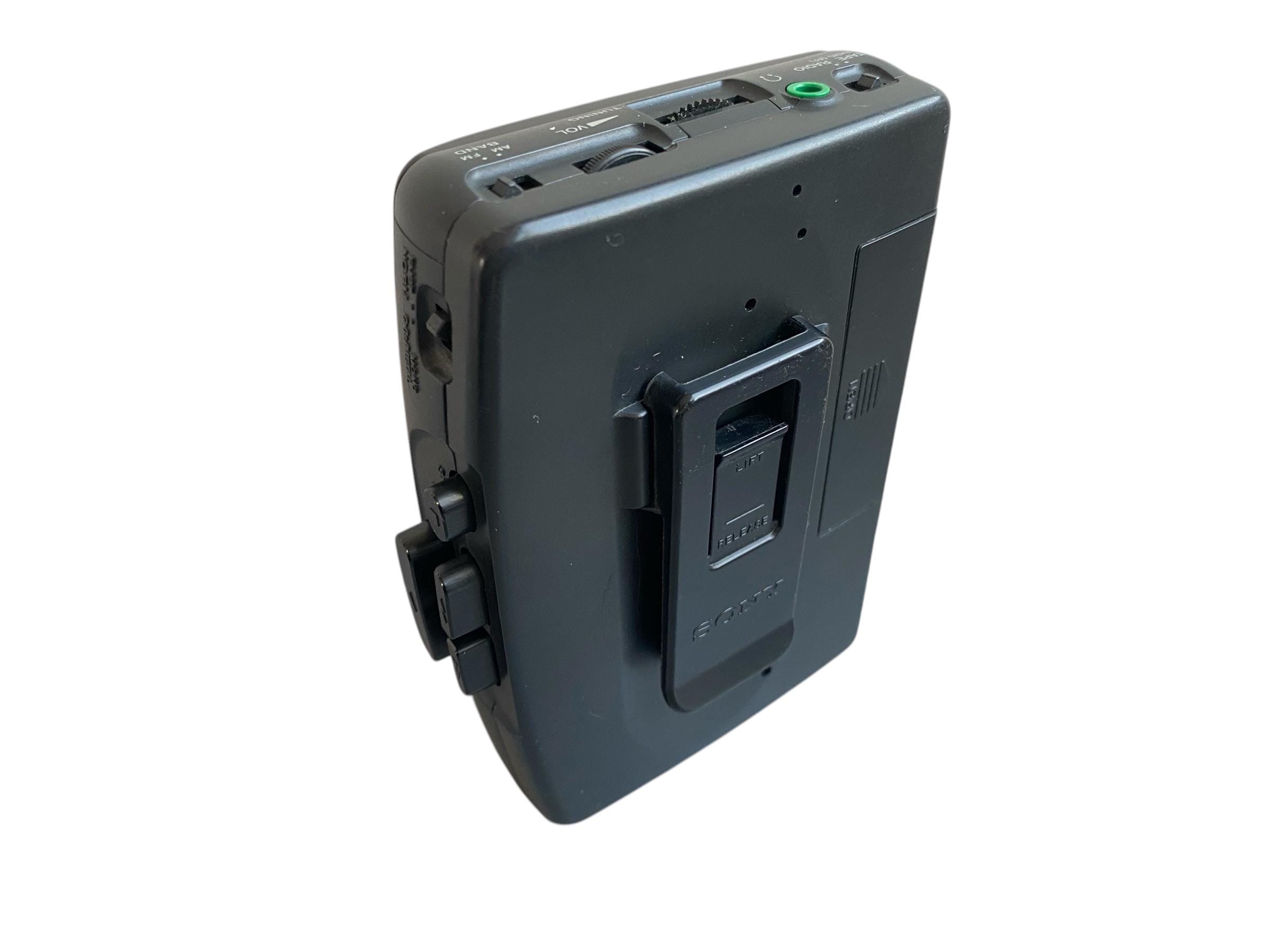 Vintage Sony FM/AM Radio Cassette Walkman WM-FX10 - Etsy