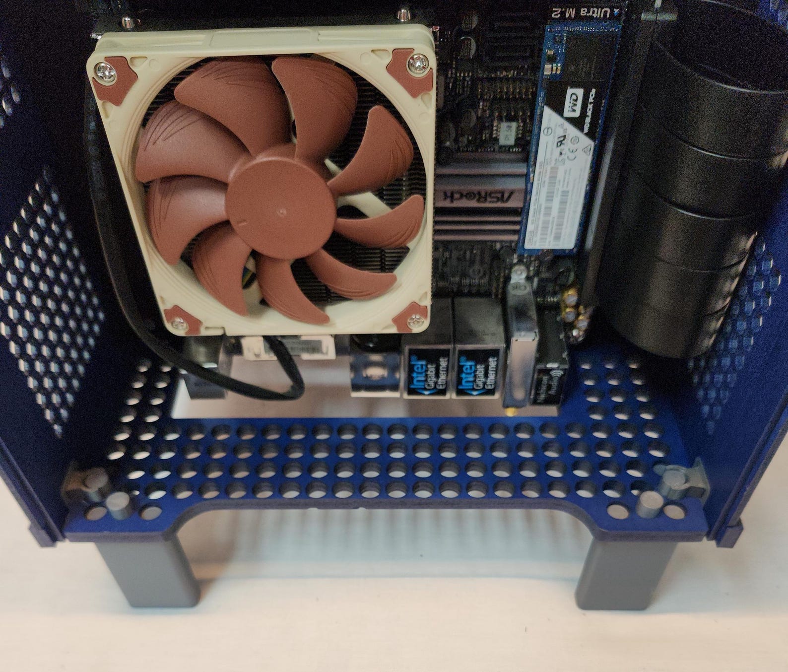 TARDIS ITX Computer Case. Doctor Who, Police Box. AIO Compatible ...