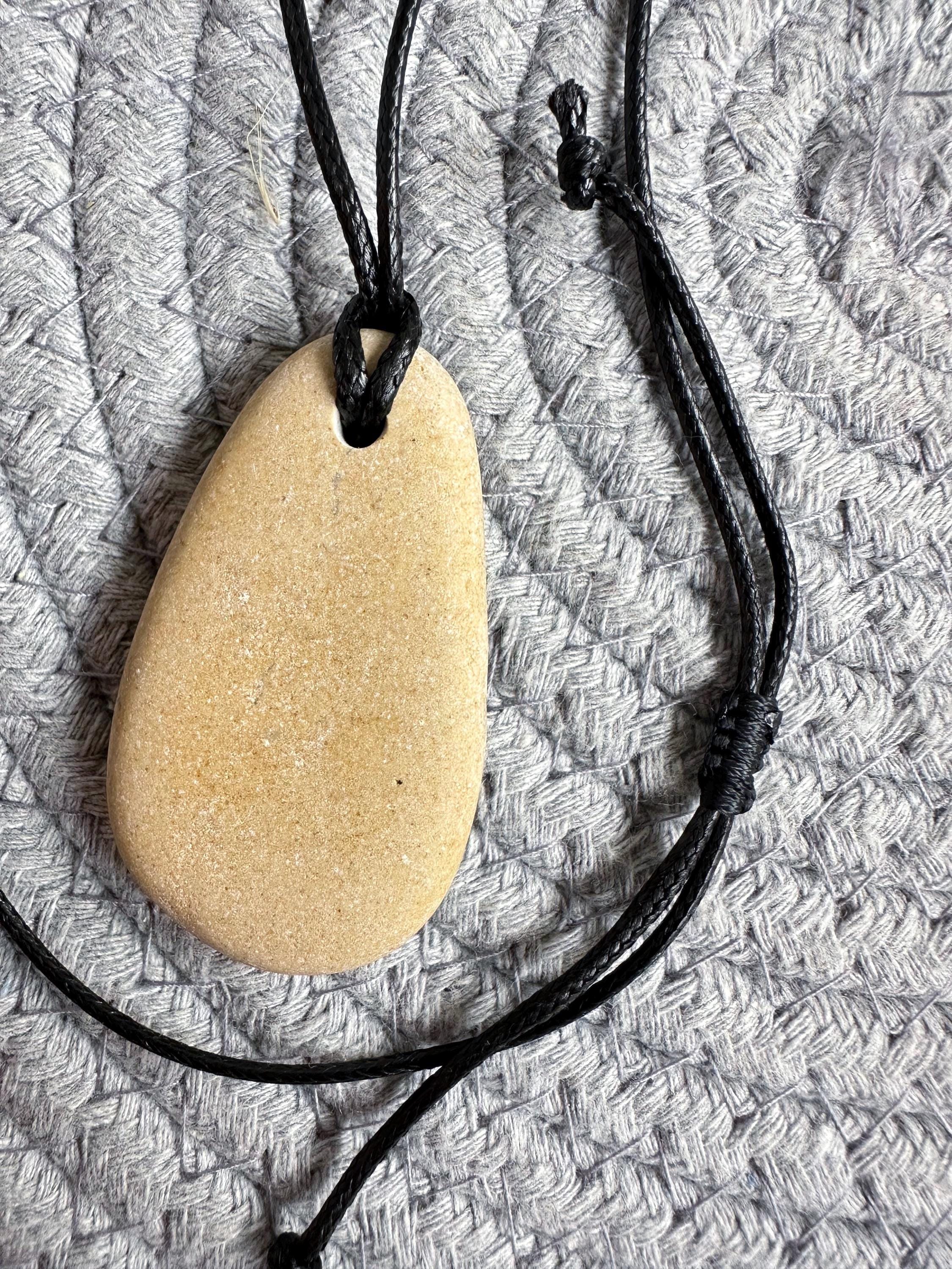 Simple Unisex Sea Pebble Necklace - Natural Beach Pebble Pendant Stone ...