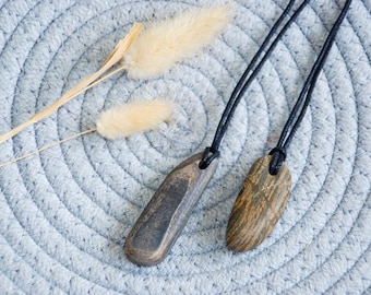Simple Unisex Sea Pebble Necklace - Natural Beach Pebble Pendant Stone ...