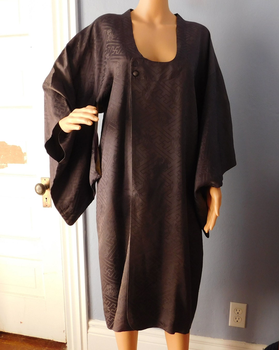 Vintage Japanese Silk Kimono Robe - Textured Black Silk - Hand Stitched ...