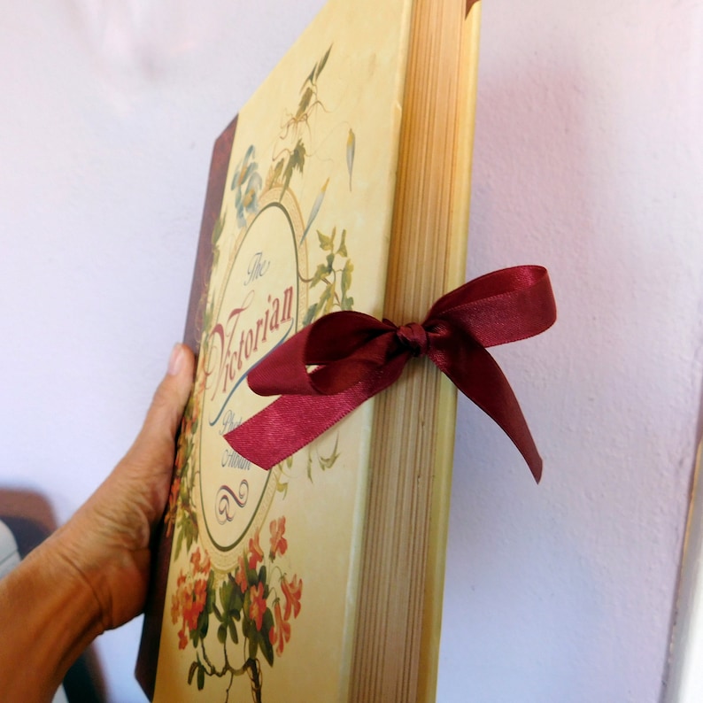 Victorian Style Photo Display Book "the Victorian Photograph Album ...