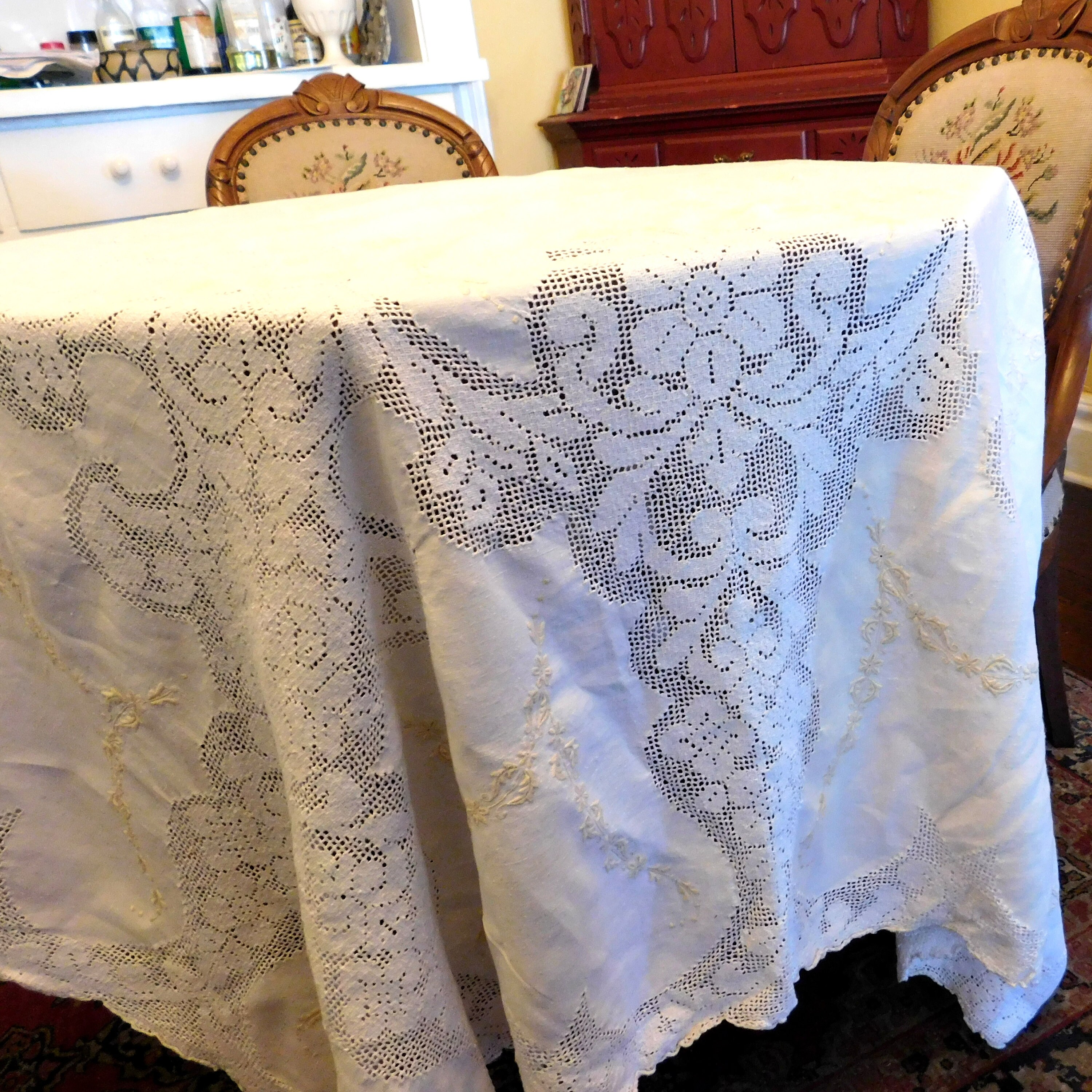 Vintage Very Large White Linen Tablecloth W/ Cream-colored Embroidery ...