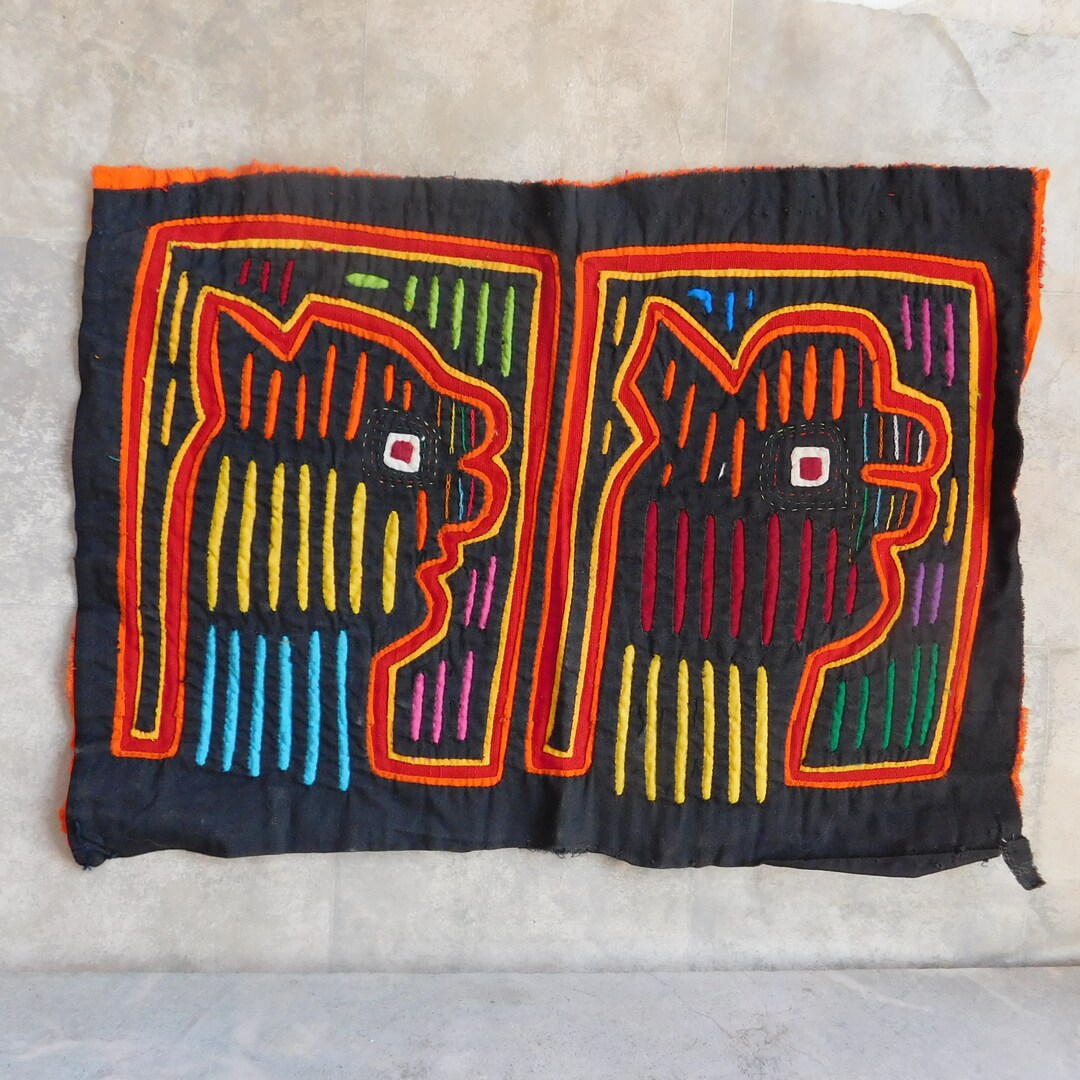 Vintage Genuine Panama Mola Textile - Animal Heads in Profile - Rainbow ...