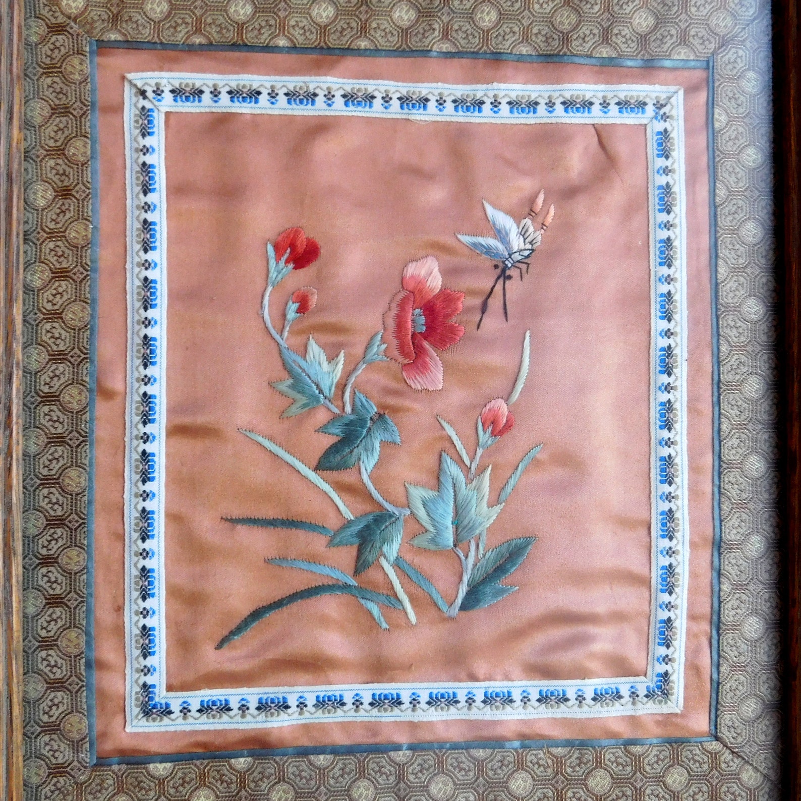 Vintage Chinese Silk Hand Embroidered Tapestry - Nice Thick Wooden ...
