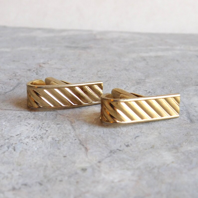 Vintage Hickok USA Goldtone Cuff Links - Diagonal Stripes on Curled ...