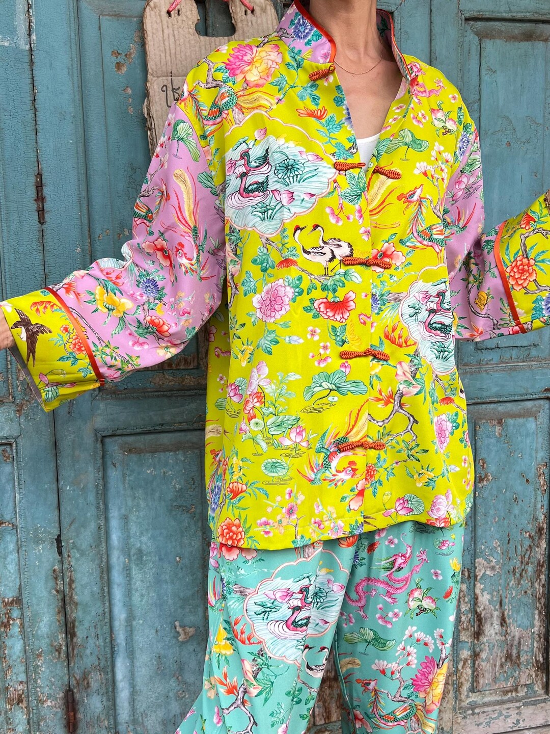 Chinese Cheongsam Jacket Blouse Vintage-inspired Flower Dragon Birds ...