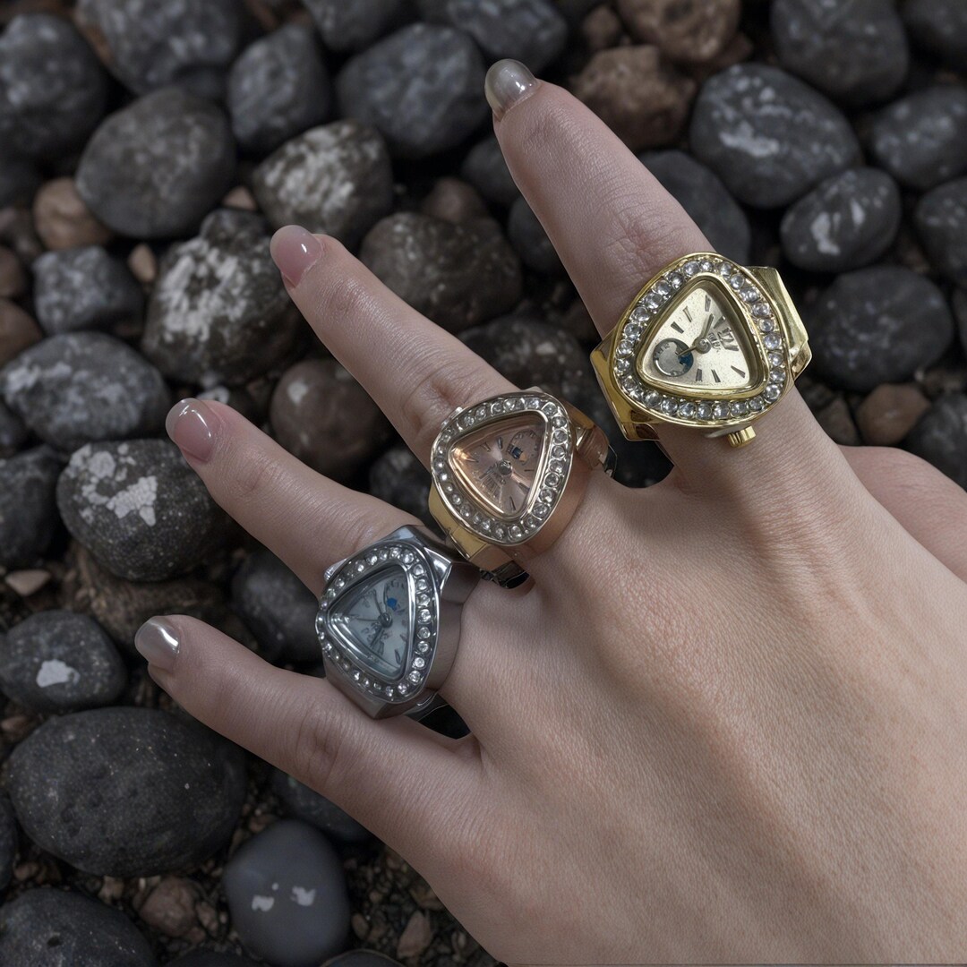 Vintage Triangle Finger Watch Ring, Adjustable Elastic Strap Clock Ring ...
