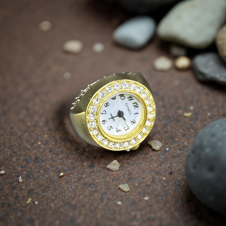 Vintage Gold Tone Ring Watches for Women – Retro Rhinestone Heart ...