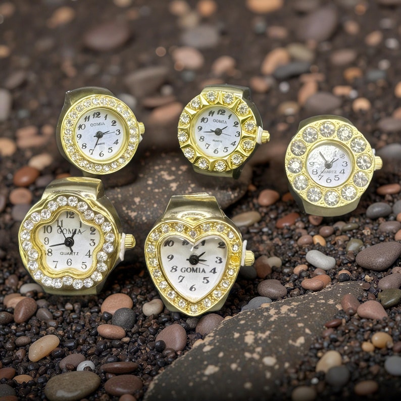 Vintage Gold Tone Ring Watches for Women – Retro Rhinestone Heart & Round Quartz Finger ...