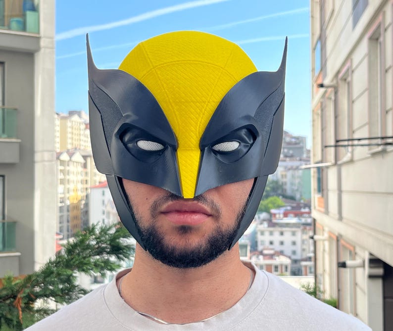 Wolverine Movie Helmet With Magnetic Connections 3D Printed Deadpool 3 ...