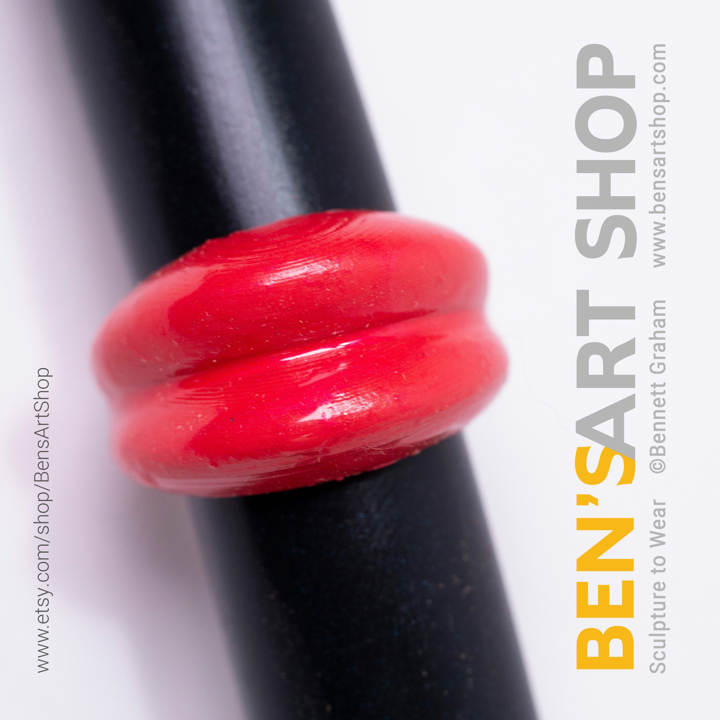 Big Red Lips Ring | Etsy