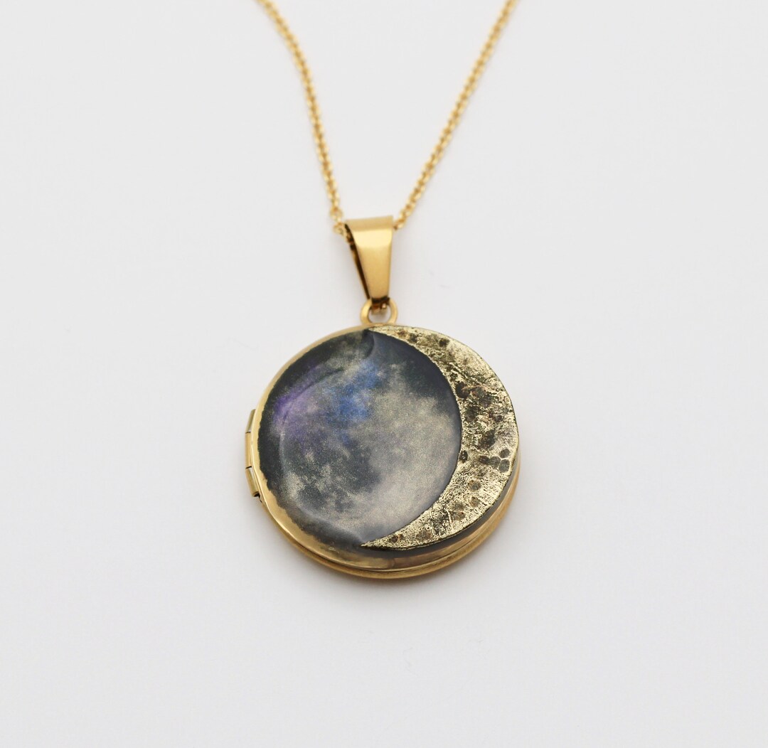 Locket Moon Crescent Moon Phases Necklace Jewelry Galaxy Lockets Space ...
