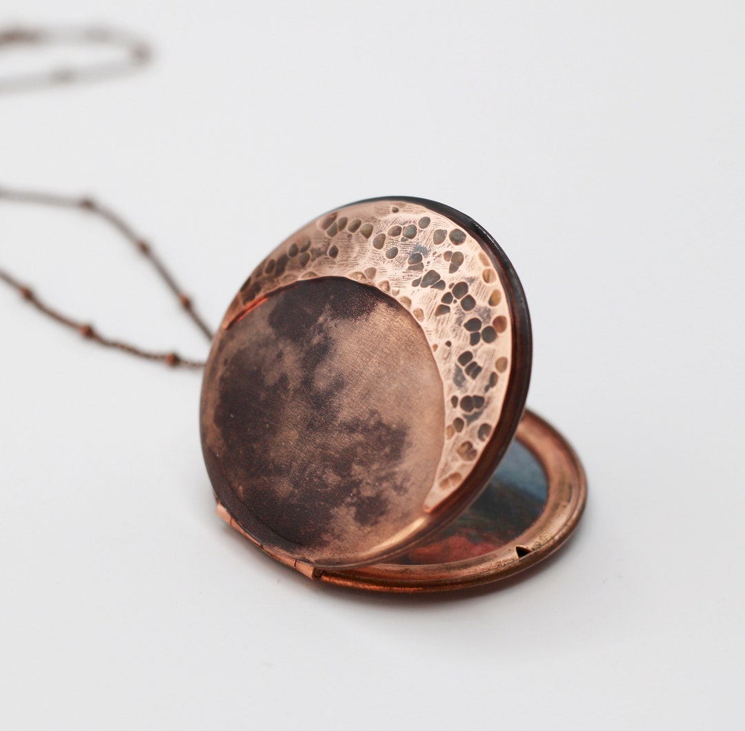 Vintage Locket Moon Crescent Moon Phases Necklace Jewelry Galaxy ...