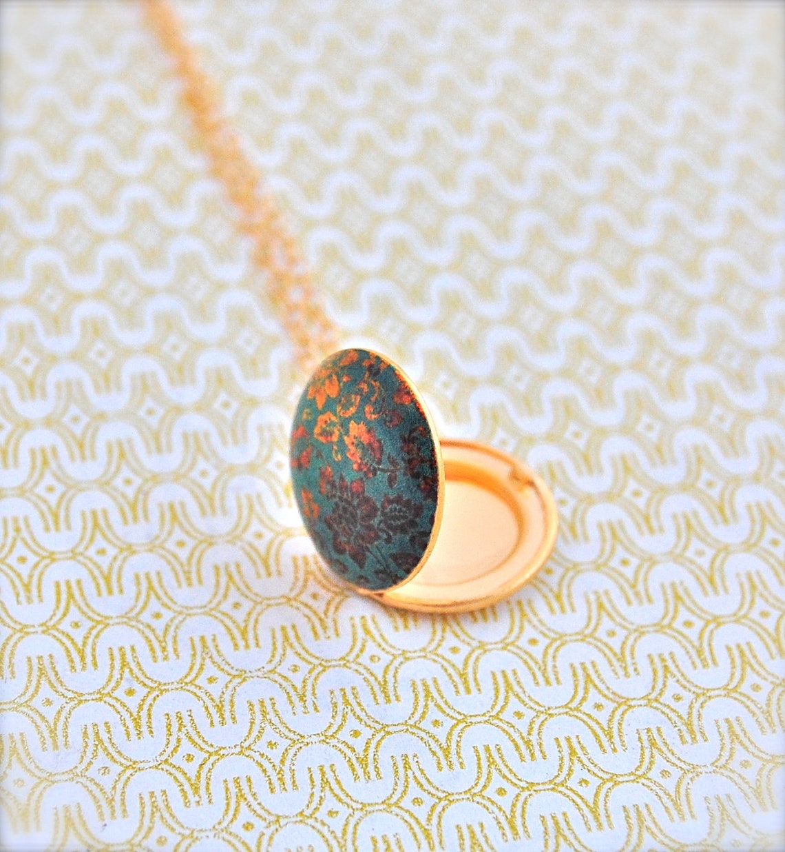 Small Locket Necklace Vintage Inspired Turquoise and Gold - Etsy