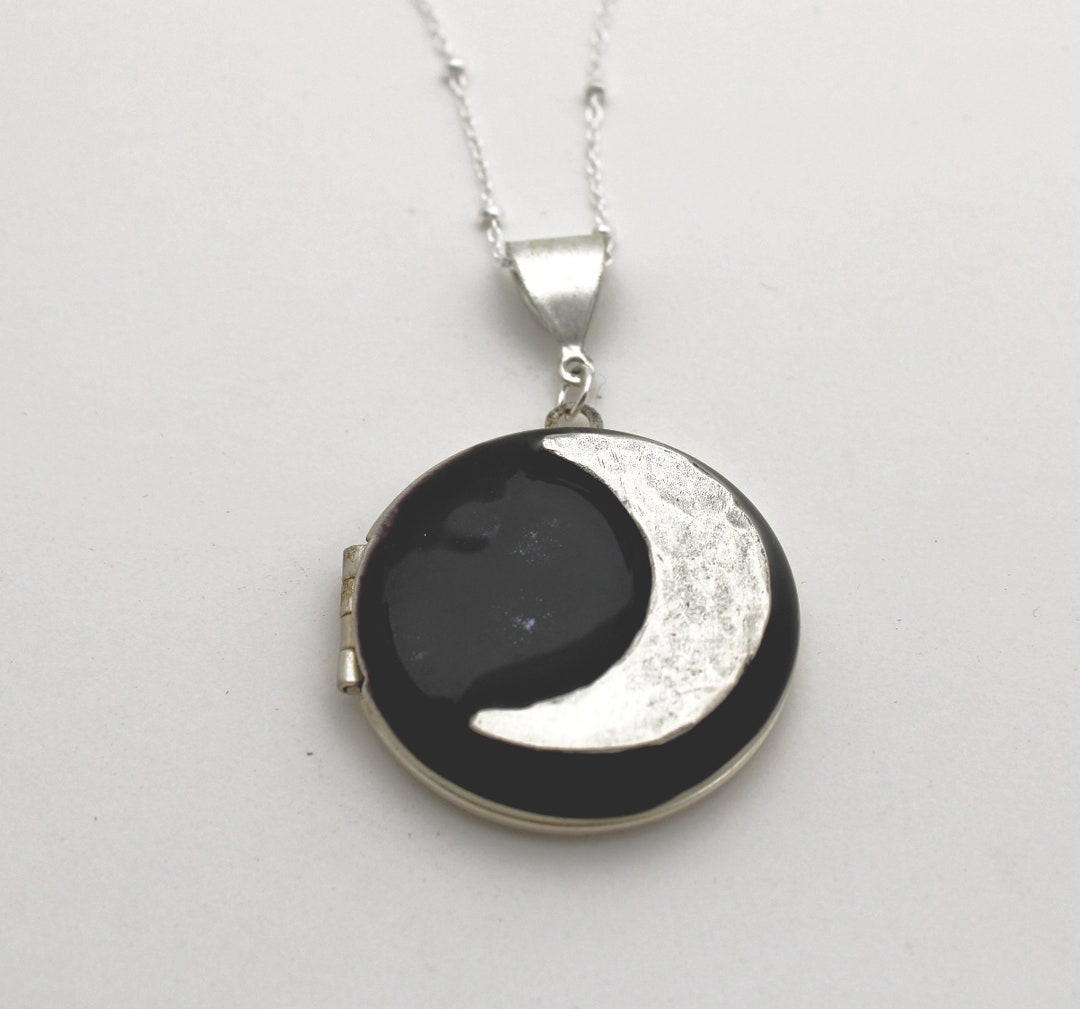 Vintage Locket Moon Silver Crescent Moon Phases Necklace Jewelry Galaxy ...