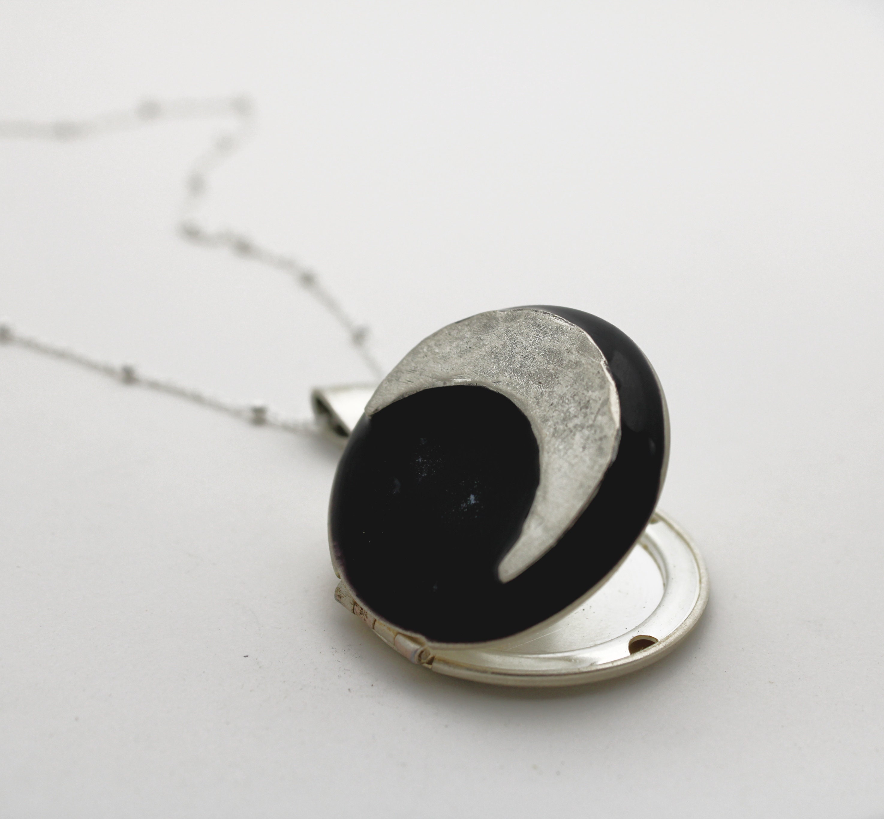 Vintage Locket Moon Silver Crescent Moon Phases Necklace | Etsy