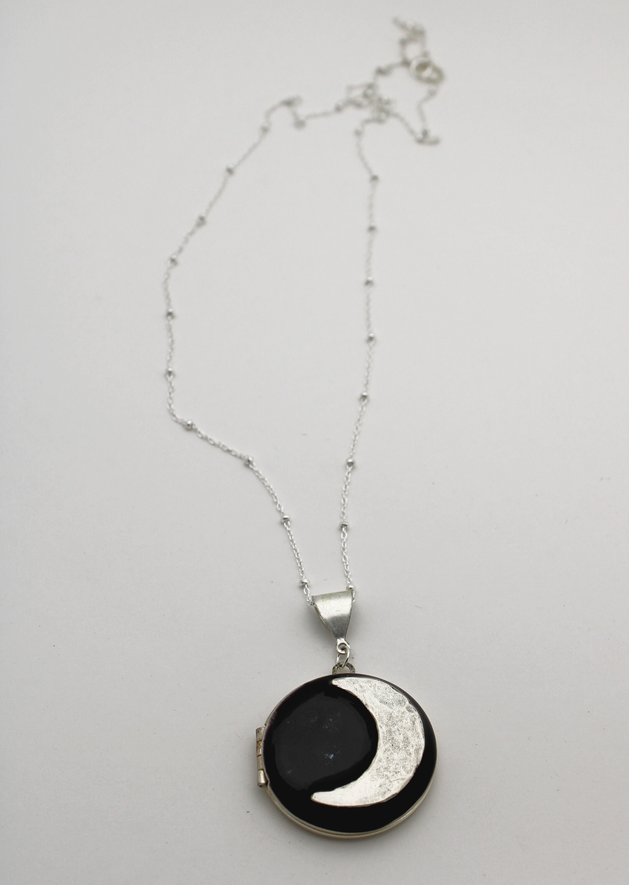 Vintage Locket Moon Silver Crescent Moon Phases Necklace - Etsy