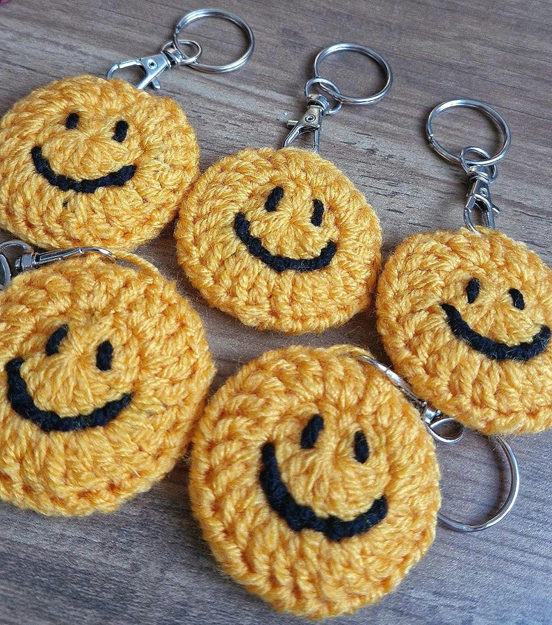 Crochet Smiley Face Keyring - Etsy UK