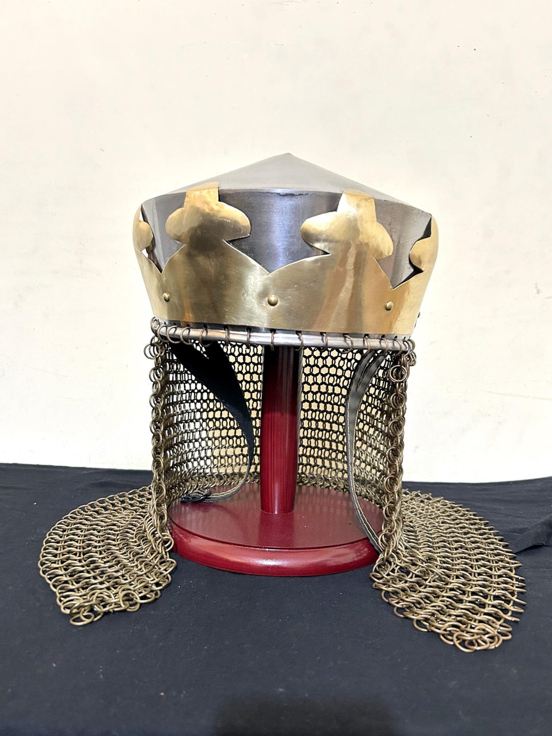 Monty Python King Arthur Helmet Armor Helmet With AV Entail Chainmail ...