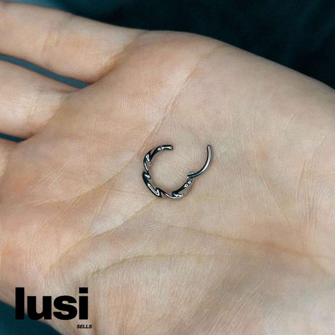 Twisted Nose Piercing Textured Hinged Hoop Septum Ring Irregular Nose ...