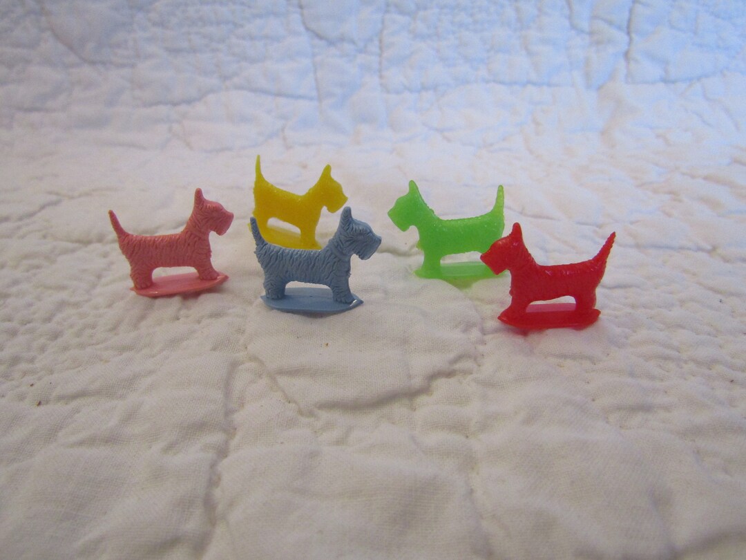 5 Plastic Miniature Dogs Vintage - Etsy