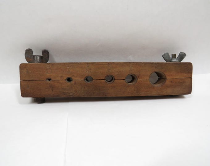 Hand Saw Wood and Steel Vintage Tool - Etsy