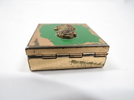 Compact Pill Box Cameo top Vintage - Gem