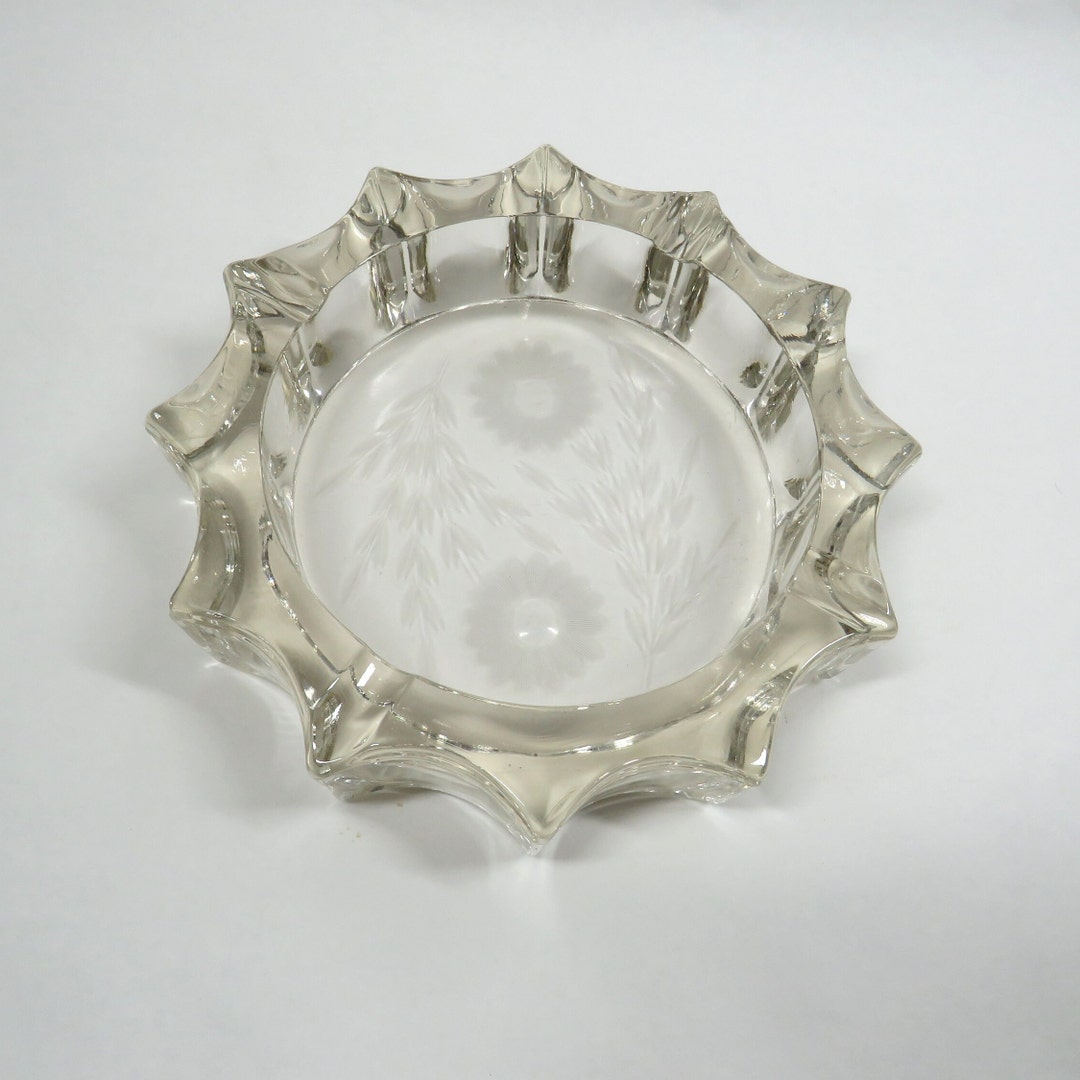 Glass Ashtray Large and Heavy Vintage Collectible Smoking Granny ...
