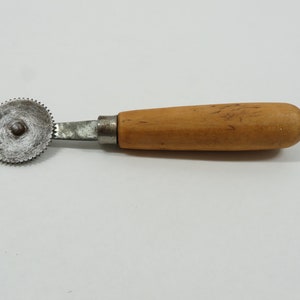 Tracing Wheel Wood Handle Vintage | Etsy