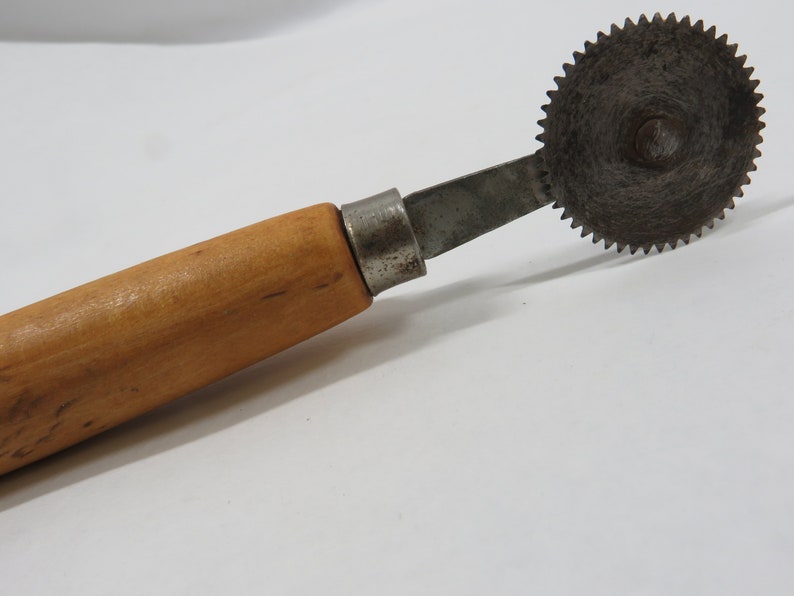 Tracing Wheel Wood Handle Vintage | Etsy