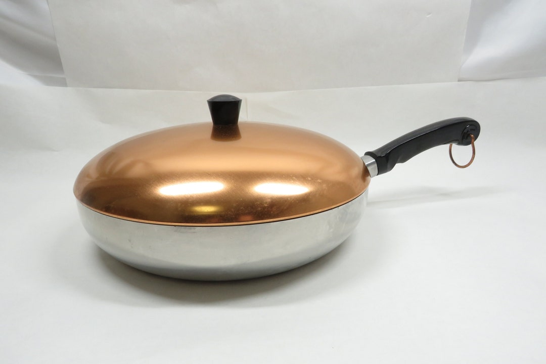 Wear-ever Skillet Hallite 10 1/2" Diameter Vintage Mid Century Granny ...