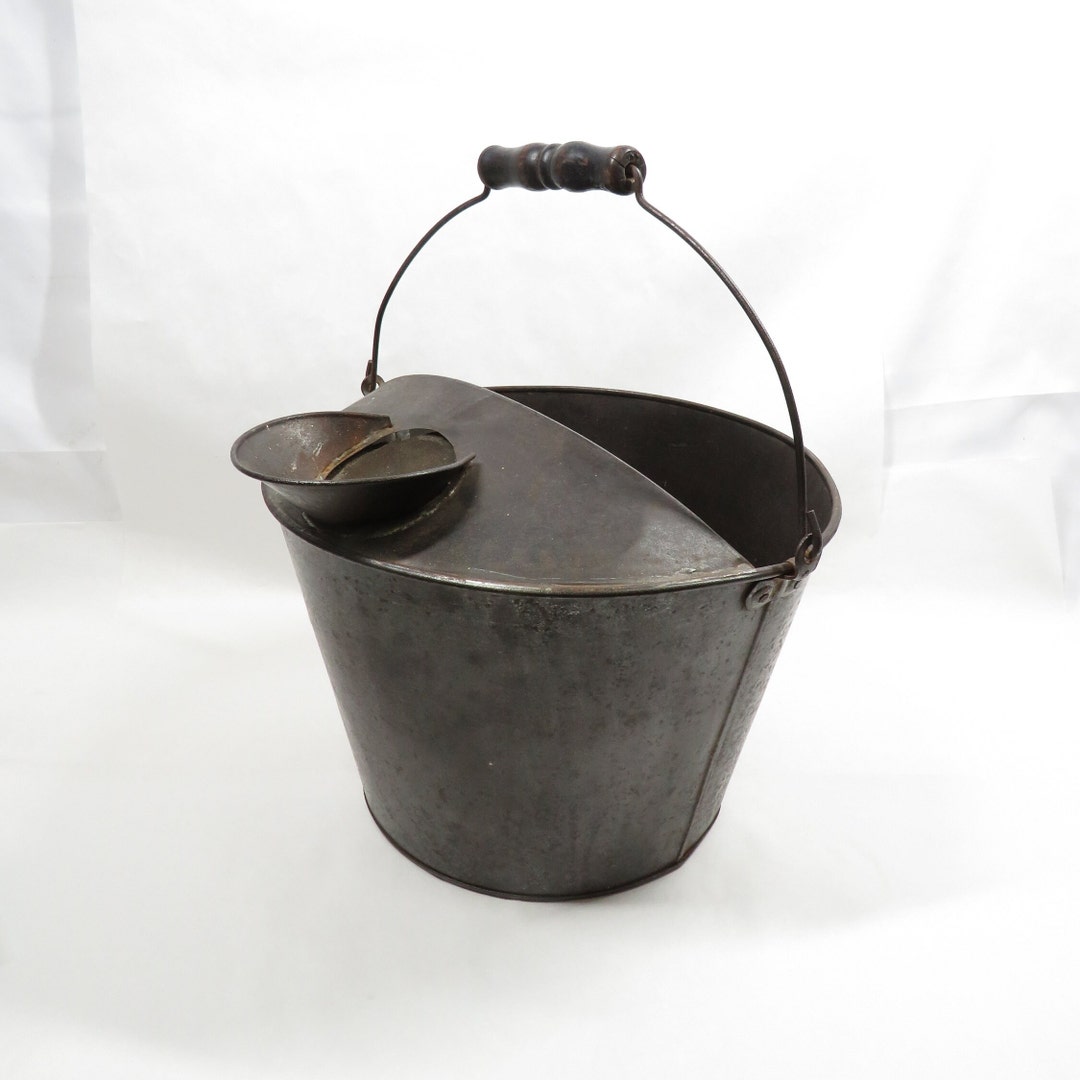 Milk Pail Bucket Metal With Wood Bail Handle Vintage Farm Collectible ...
