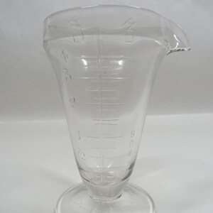 Glass Lab Beaker Etched Measurements in Glass Antique Collectible - Etsy