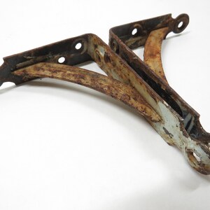 2 Vintage Metal Brackets Vintage - Etsy