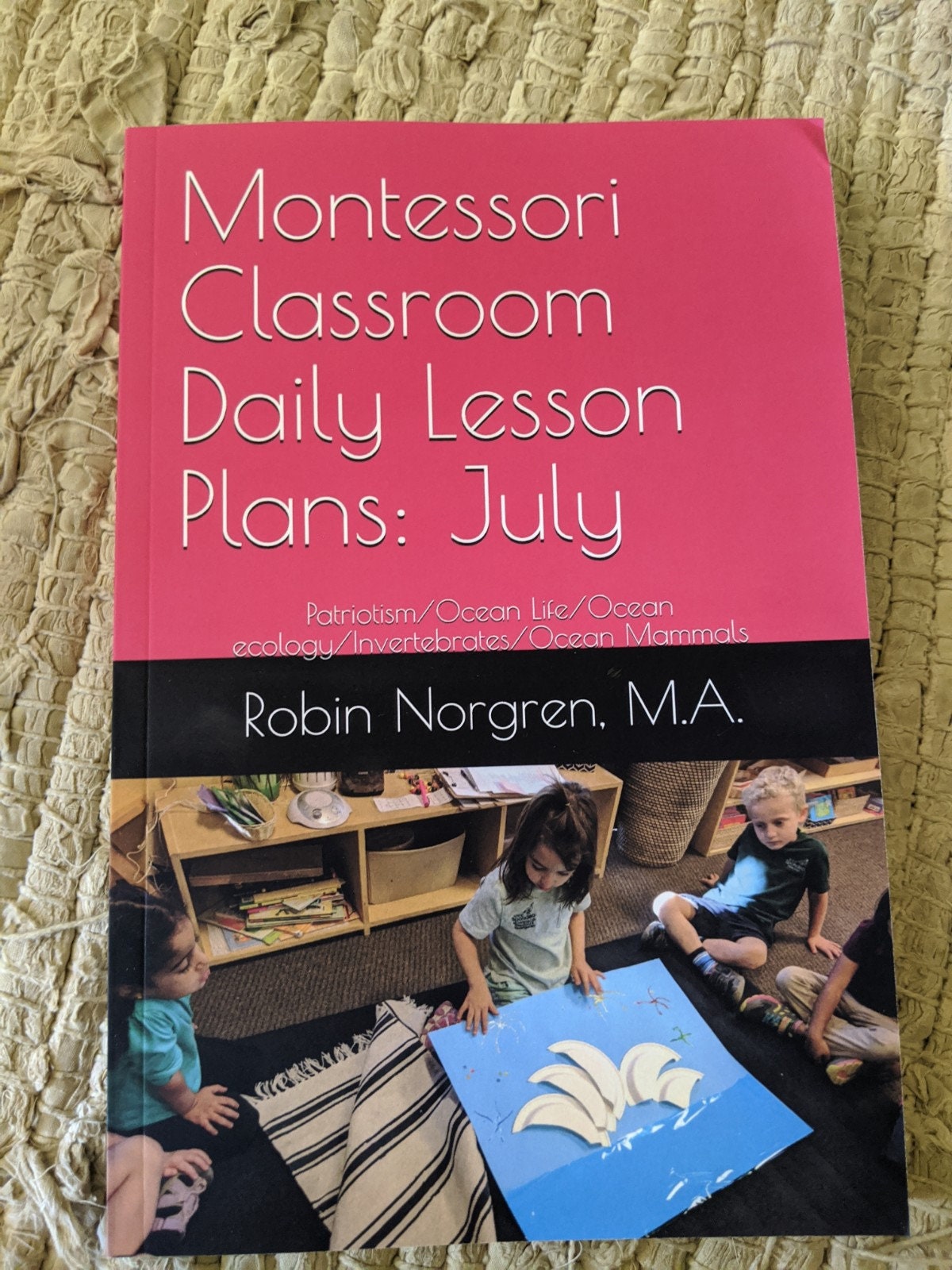 Assistants December 2022 Printable for Teachers THE ULTIMATE MONTESSORI ...