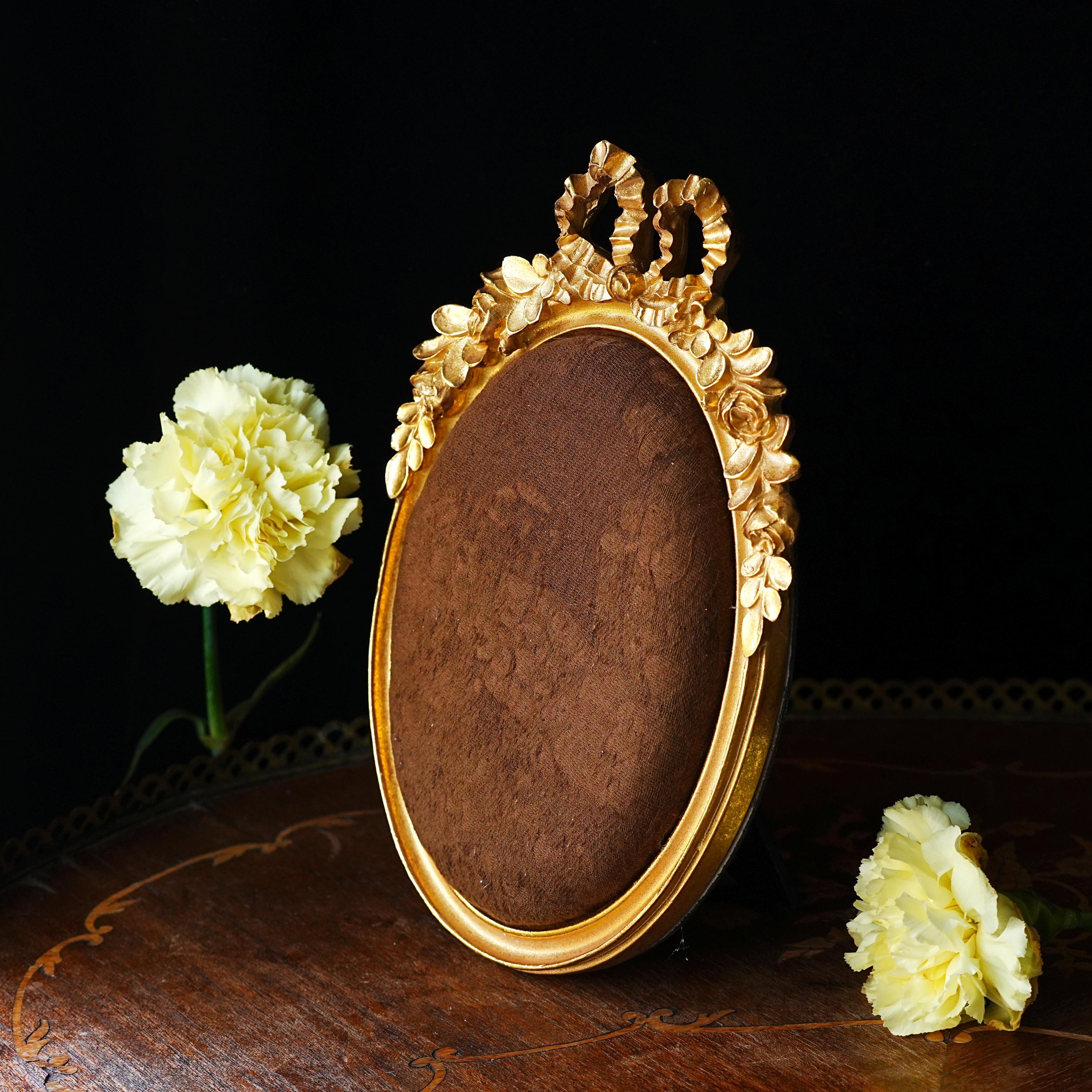 French Rococo Style Oval Jewelry Display Frame - SELMY, Gold Gilt ...
