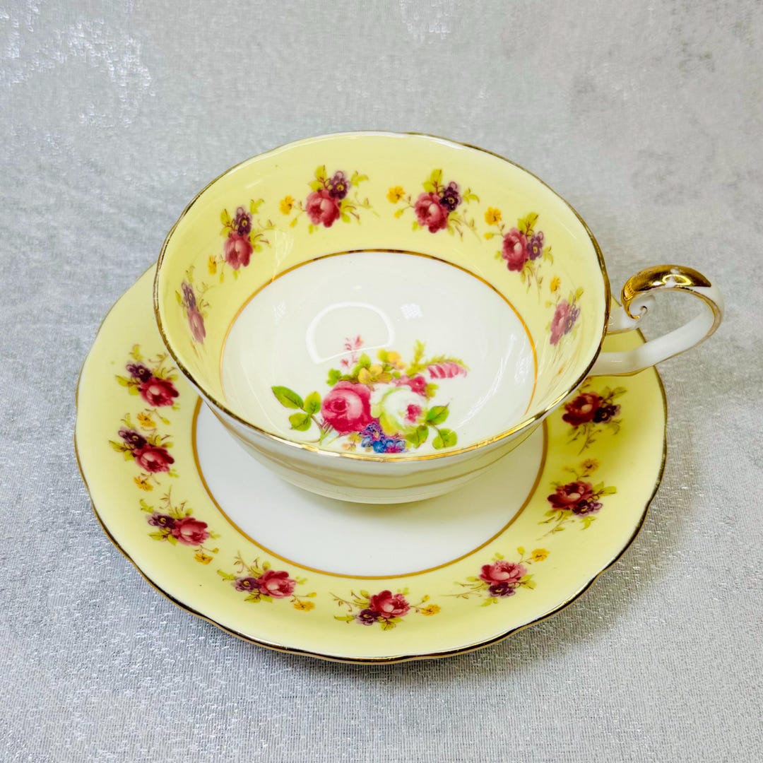 Vintage Victoria Bone China Teacup & Saucer Yellow Base Pink Roses ...
