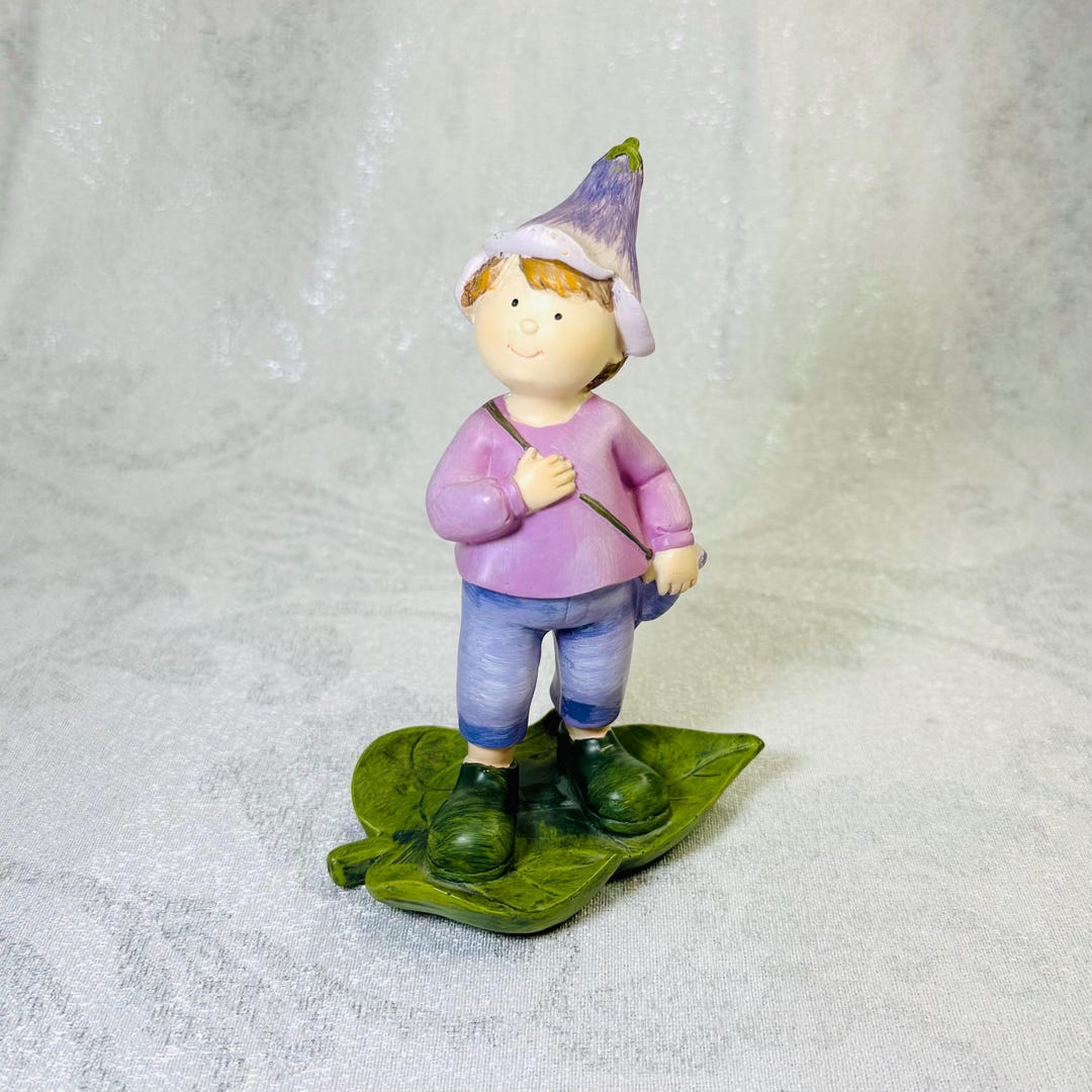 Vintage Kleine Elfe German Elf Figurine – Purple Flower Hat Fairy Boy ...