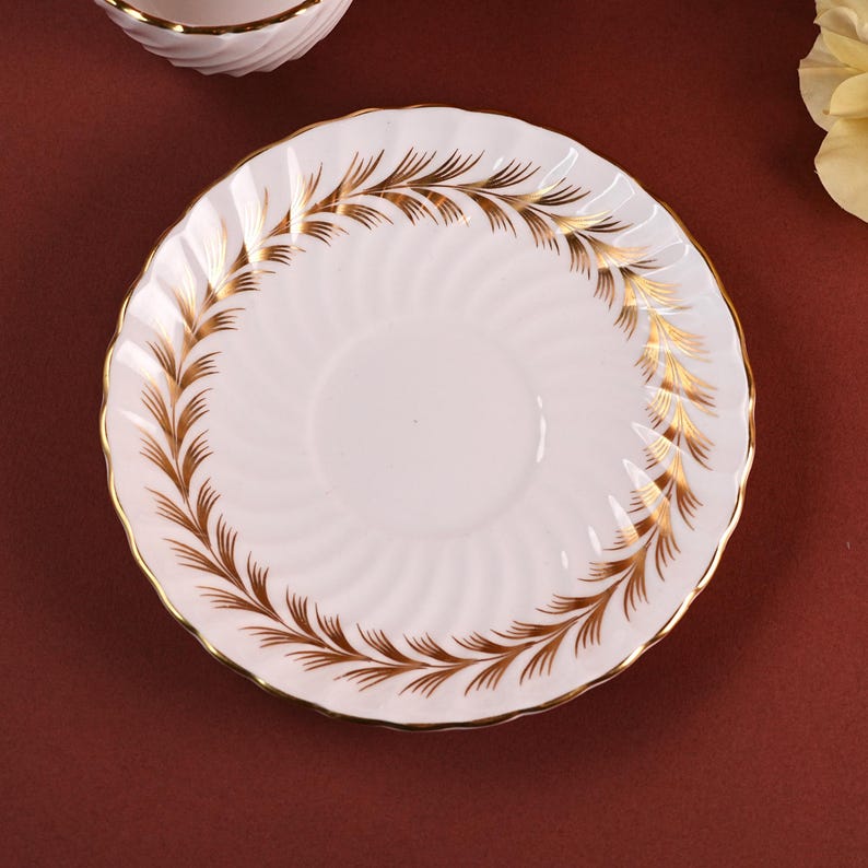 Vintage Aynsley “arundel” Bone China Handleless Teacup & Saucer – #8123 ...