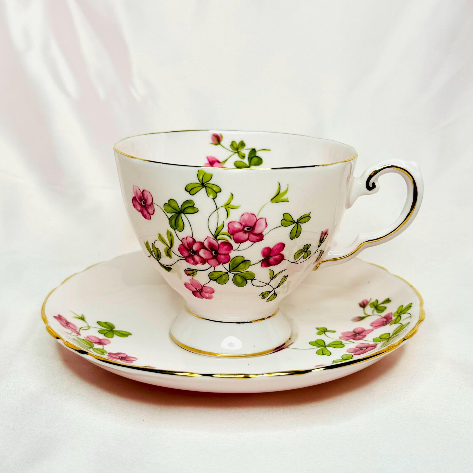 Vintage Tuscan wood Sorrel Bone China Teacup and Saucer Set Pink Floral, Clover Pattern, Gold ...