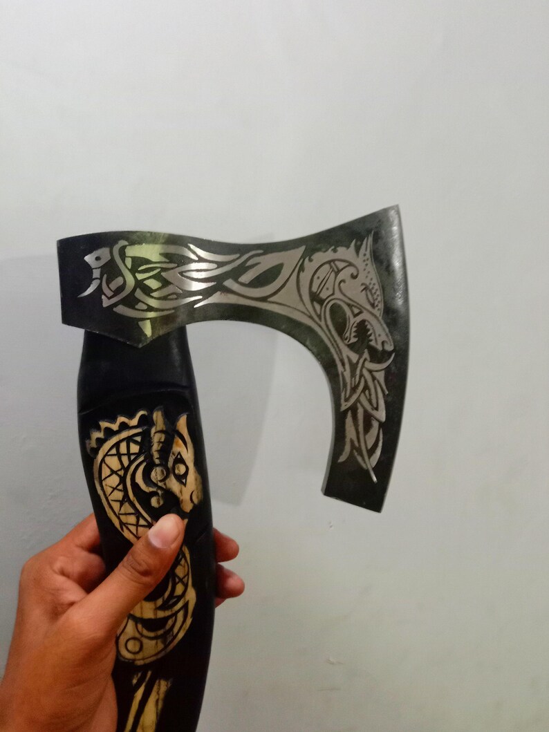 Handmade Custom Tomahawk Ragnar Battle Axe Handcrafted High Carbon Steel Viking Axe Ragnar ...