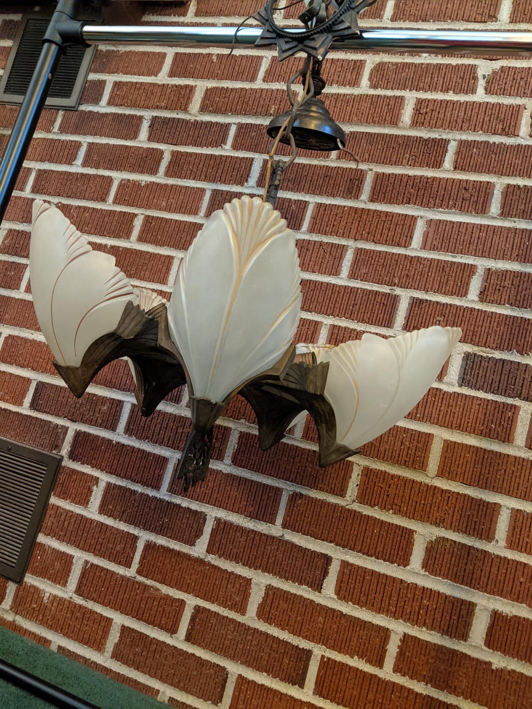 Vintage 1920s/30s Art Deco 5 Light Glass Slip Shade Batwing Cast Bronze ...