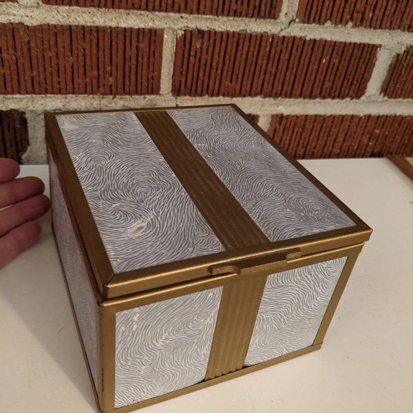 Vintage Keepsake Box - Etsy
