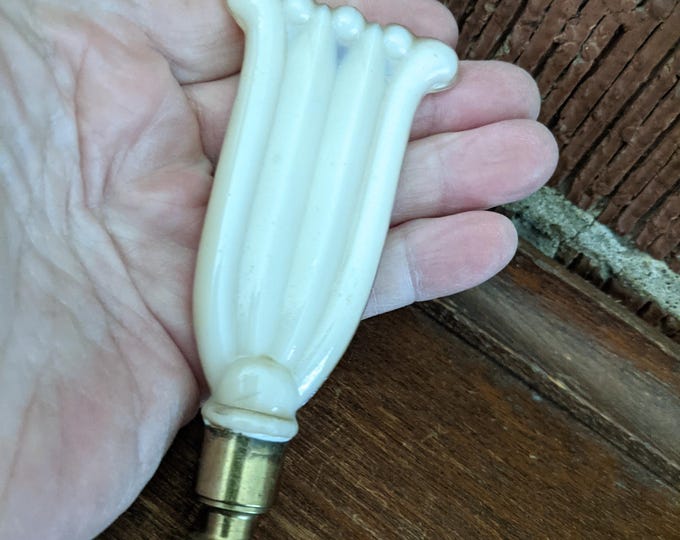 Vintage Aladdin Ivory Alacite Glass Lamp Finial - Etsy