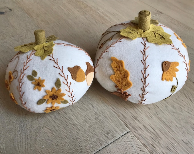 Flannel Pumpkins /appliquéd Stuffed Pumpkins - Etsy