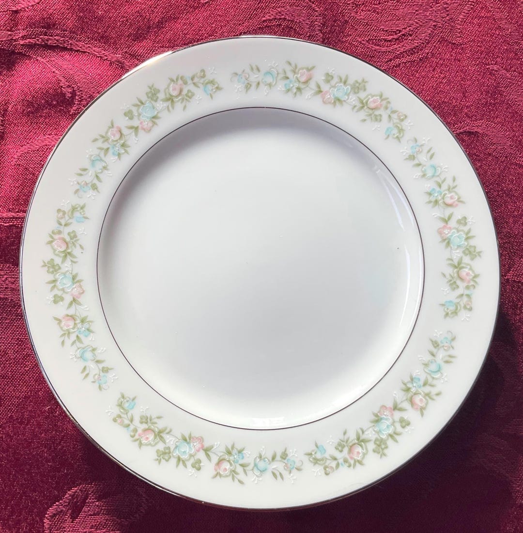 Vintage Royal M Bone China Plates (set of 4) - Potpourri Pattern, Made ...