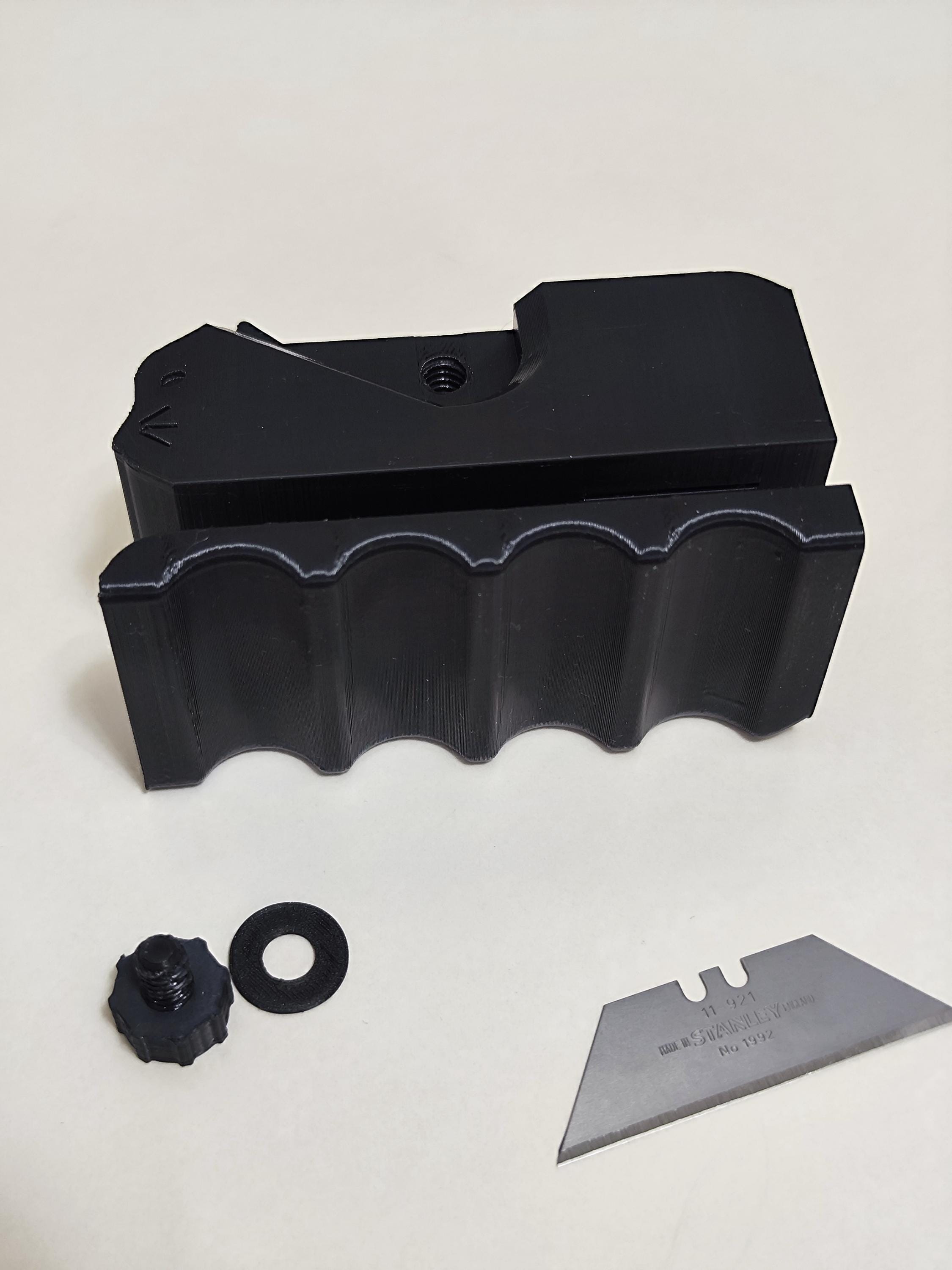 Cardboard Cutter-kitty Cutter–the Perfect Tool for DIY Cat Scratchers ...