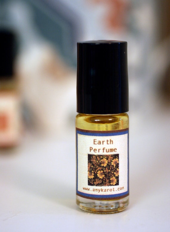 Earth Perfume Oil | Etsy