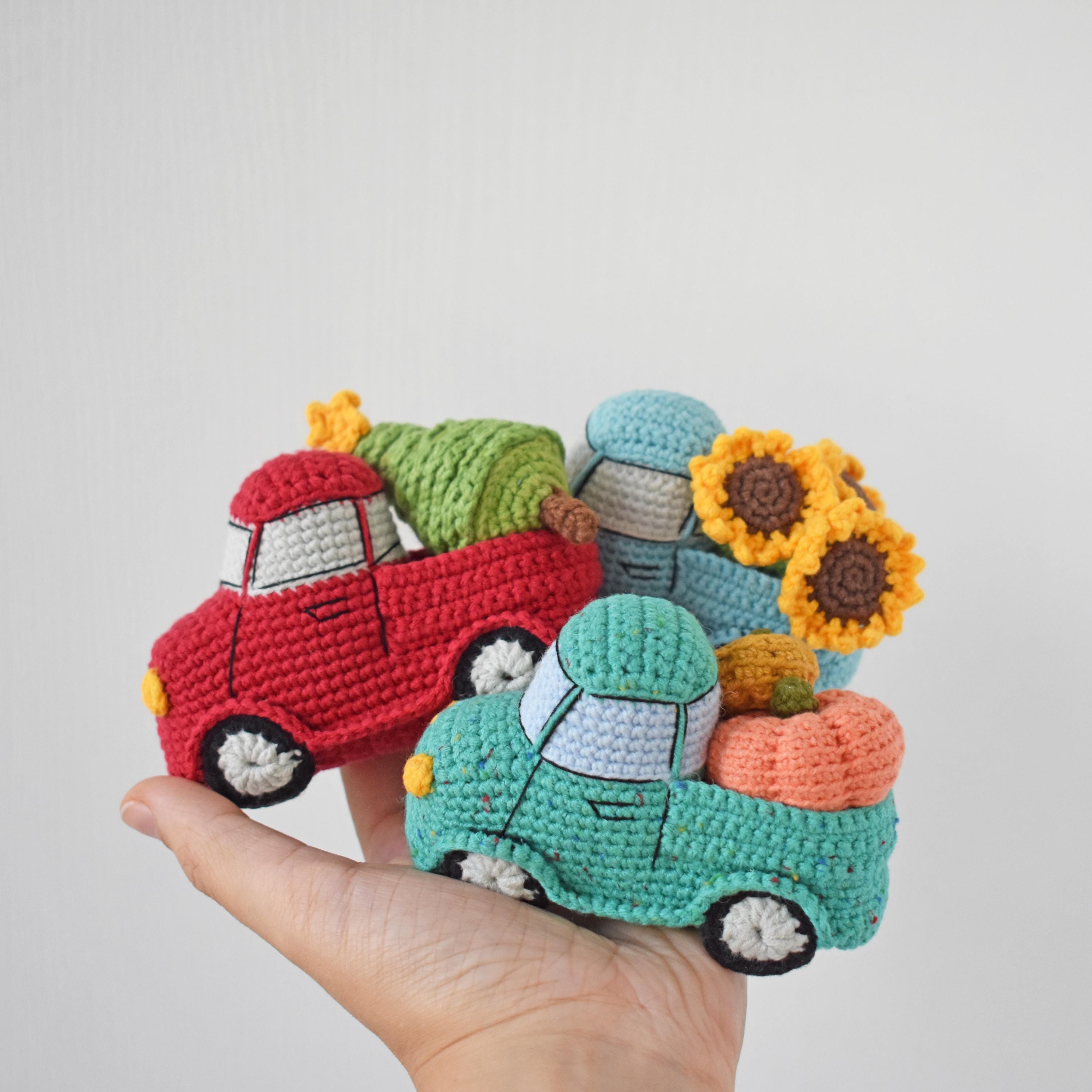 Amigurumi Crochet Truck Pattern: 4-in-1 Seasonal Designs (PDF File) - Etsy